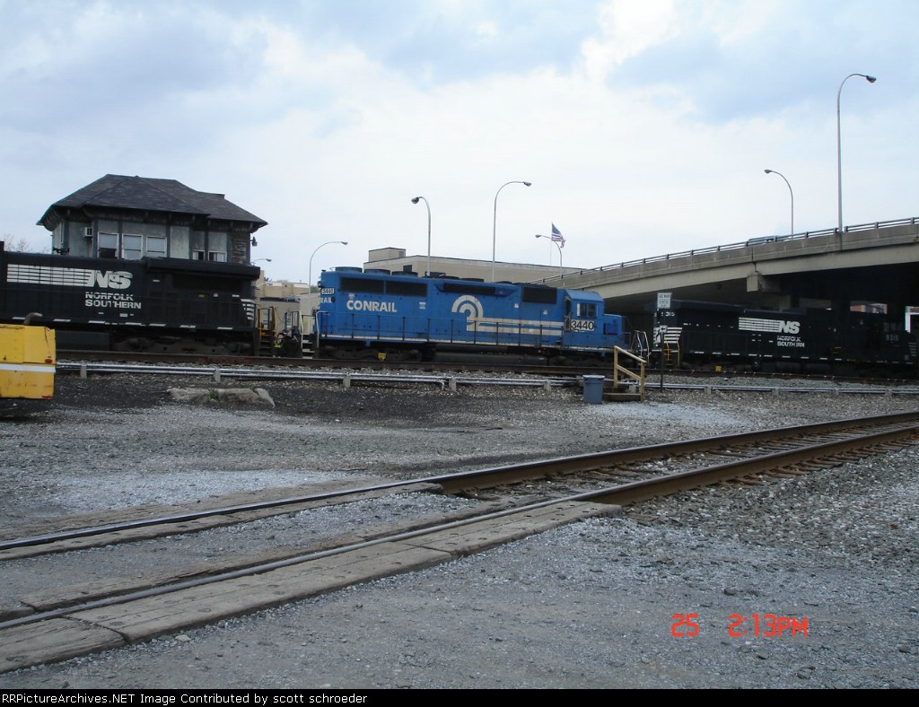 NS 3440 & NS 9315 work there way WB